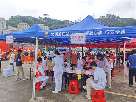 人民直击 广州白云发生山体滑坡 正全力搜救被困人员