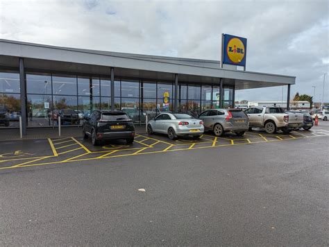 Newport Lidl © Tcexplorer Geograph Britain And Ireland