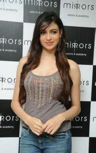 Simran Kaur Mundi Sexy Pictures Kollywood Zone