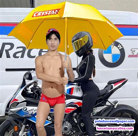 Hombres Guapos En Motos Deportivas Pole Dance Wallpaper