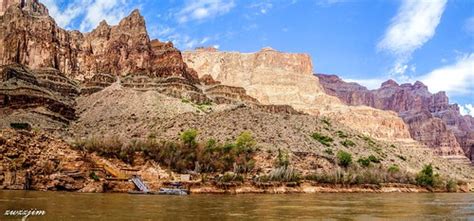 Colorful Rocks Of Colorado River Bank Grand Canyon 13 Flickr
