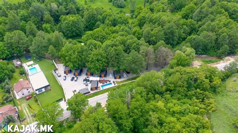 Дрвени куќички на Марков Манастир Блиску до градот Kajak Mk