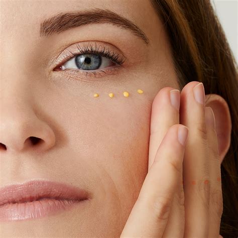 Everything You Need To Know About Using Retinol Under The Eyes Medik8