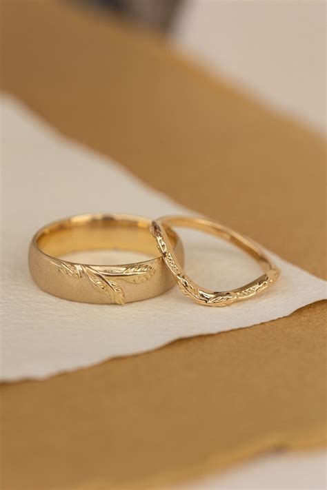 9 Unique Wedding Ring Sets For Couples That Go Together