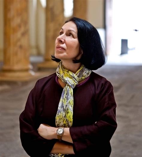 Iole De Freitas Expõe Pela Primeira Vez Na Bahia