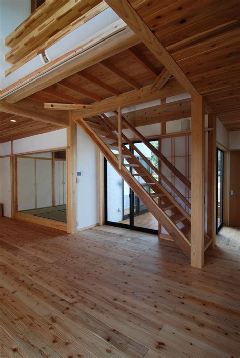 階段をたのしもう 木造住宅編 三浦設計（一級建築士事務所）