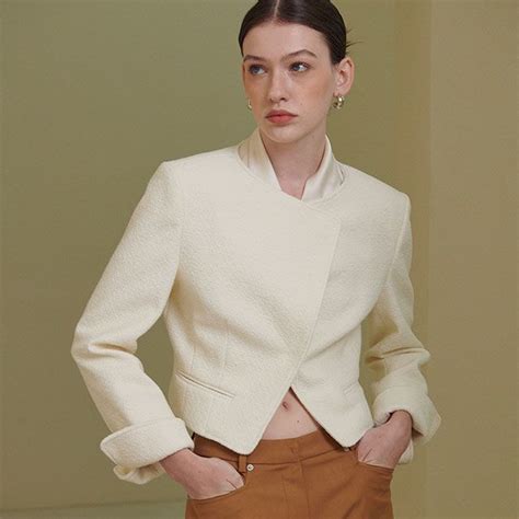 예약배송 클래식 크롭 트위드 자켓 Classic Crop Tweed Jacket White 감도 깊은 취향 셀렉트샵 29cm