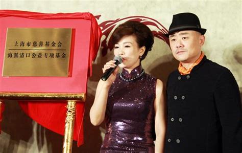 唐爽“设套式提问”偷拍他与胡洁对话，看出周立波曾经资助过唐爽 每日头条