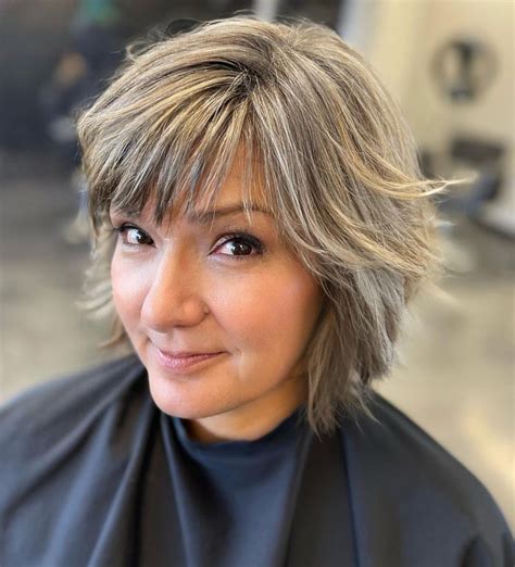 35 Trendiest Shaggy Bob Hairstyles To Sport In 2025