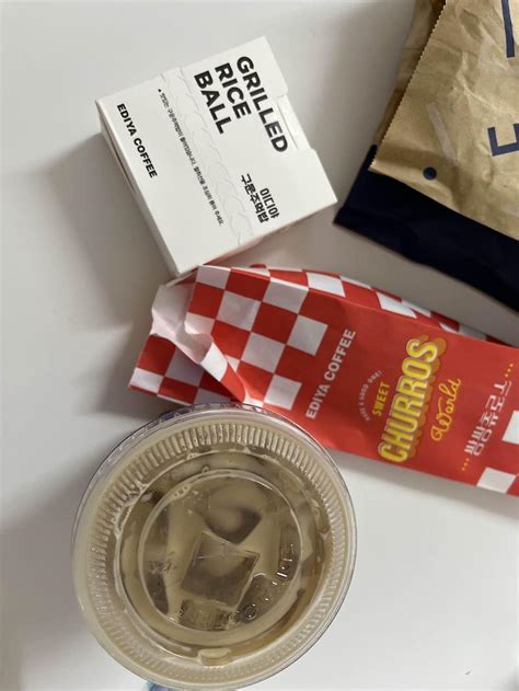 이디야 메뉴 구운주먹밥 츄러스 최고