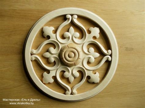 Резьба по дереву в круге