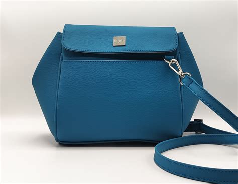 Luana Turquesa Subte