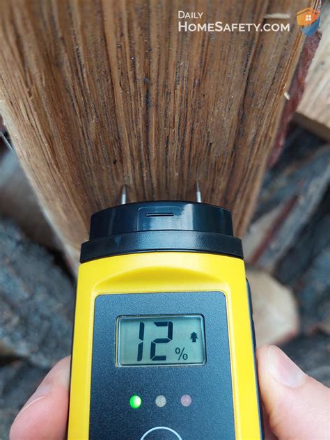 How To Check Moisture Content Of Wood With And Without A Meter