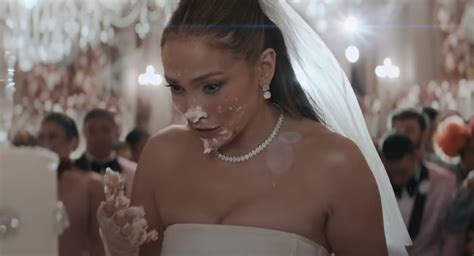 El Vídeo De Cant Get Enough Salva A Jennifer Lopez De La Inofensión