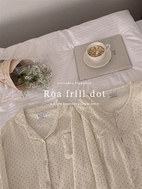 해피데이 🌷봄 주문폭주🔥 H Made 로아 프릴 도트 잠옷 요루면 긴팔 커플 파자마 세트 직진배송