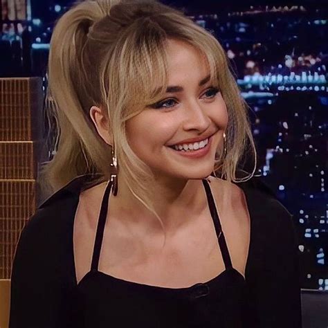 Wispy Bangs Sabrina Carpenter Hair 2024 Center Swept Bangs Hair Cuts Ideas Sabrina Carpenter