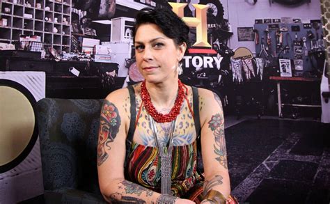 American Pickers Star Danielle Colby Puts Tattoos On Full Display In