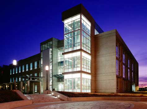Uc Irvine Sprague Hall Biomedical Laboratory Building Ehdd