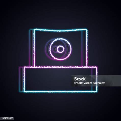 빛나는 네온 라인 스프레이 는 검은 배경에 격리 된 캡 아이콘을 노즐 수 있습니다 벡터 공란에 대한 스톡 벡터 아트 및 기타 이미지 공란 그래피티 금속 Istock