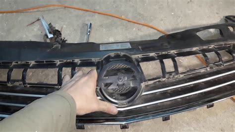 Как снять передний бампер Opel Astra H часть 2 Youtube