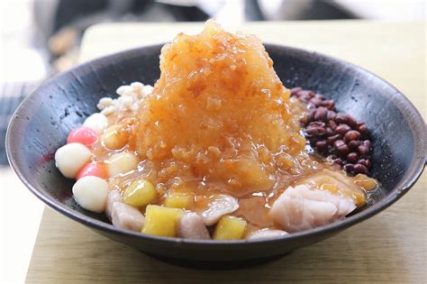 極極冷熱冰Ji Dessert台北大同區大龍街市場裡改良自潮州風味的糯米冷熱冰 小食日記