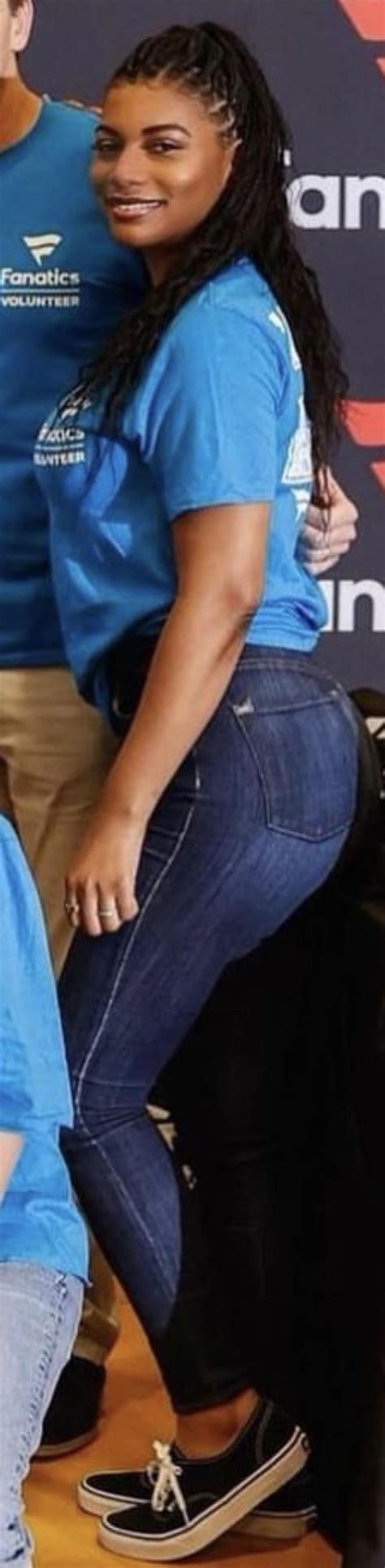 Booty Lookin Good In Those Jeans R Taylorrooks