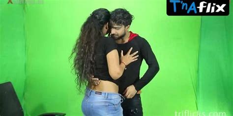 Riddhima Tiwari Butt Breasts Scene In Green Screen Tnaflix Com