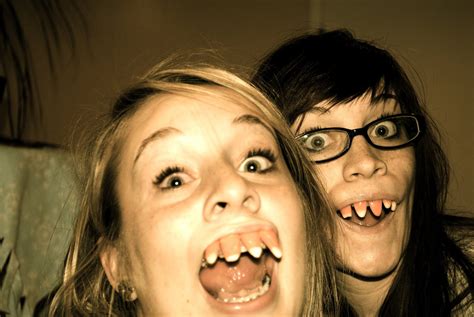 1000 Awkward Things 9 Candy Corn Teeth