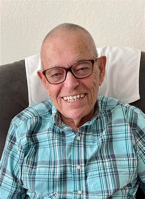 Arthur Costa Die Marthas Vineyard Times