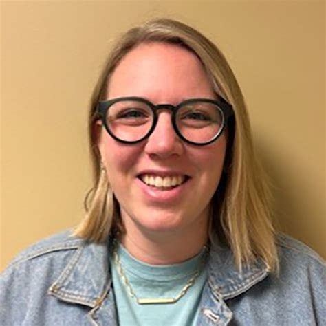 Caitlin Florek Crane Centercrane Center