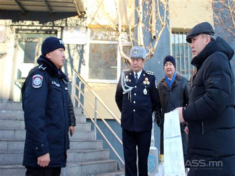 Хан Уул дүүрэг дэх Цагдаагийн газарт тусгай тоноглол бүхий автомашин олголоо