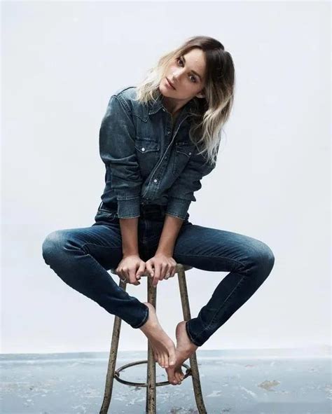 组图：优雅的香奈儿女郎 影后玛丽昂·歌迪亚vogue写真大片 搜狐大视野 搜狐新闻