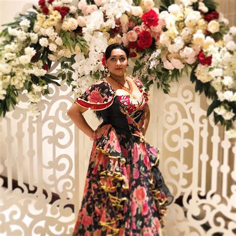 Бизнес Красота Здоровье Стойкая ухаживающая краска для волос Цвет Эксперт Есть такая фраза