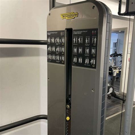 Technogym Element Line Dual Adjustable Pulley Gym Equipment Ireland Kaizen Leisure