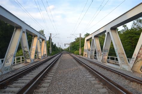 Fotos Gratis Pista Puente Paso Superior Vehículo Parque Estación