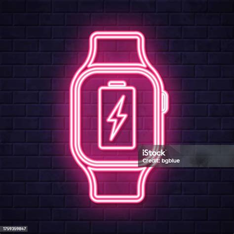 배터리 충전 기호가 있는 스마트워치 벽돌 벽 배경에 빛나는 네온 아이콘 가득 찬에 대한 스톡 벡터 아트 및 기타 이미지 가득 찬 개념 계기판 측정기 Istock