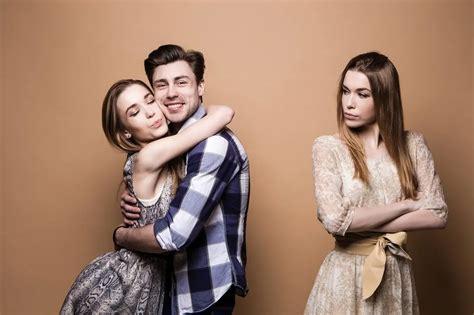 Pathological Jealousy In A Partner We Understand The Causes