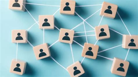 12 Modern Networking Tools For Marketing Professionals