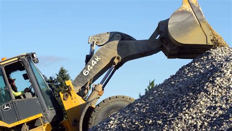 Asphaltpro Magazine Train Wheel Loader Operators For Efficiency
