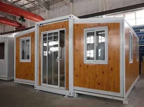 CH04 03 20 Foot Wood Grain Color Expansion Room Chinee Container