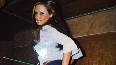 Sexy Mit 18 Daniela Katzenberger Lacht über Throwback Foto