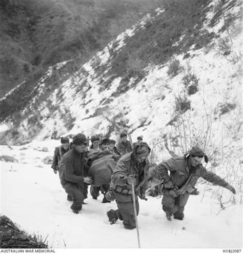 추꾸 날씨가 추워지자 유엔군 사령부가 올린 사진들