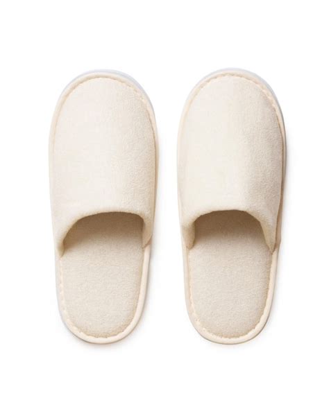 클리핑 경로가 있는 슬리퍼 프리미엄 사진