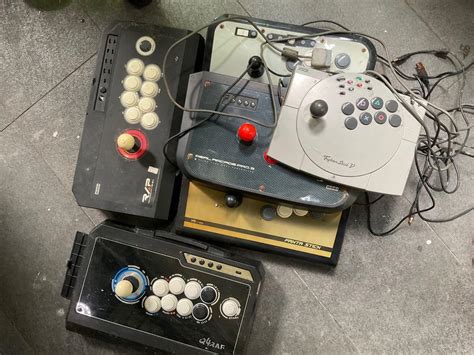 Joystick Ps1 6 Joysticks For 120 Video Gaming Gaming Accessories Controllers On Carousell