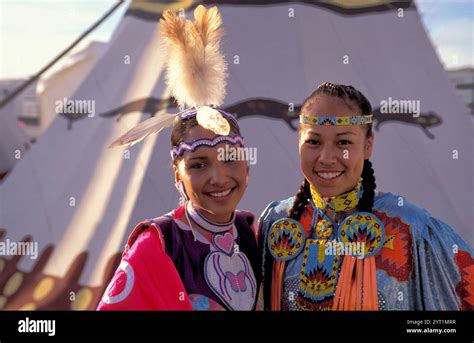 Model Releasecrissy Kipp And Mya Spoonhunter Blackfeet North