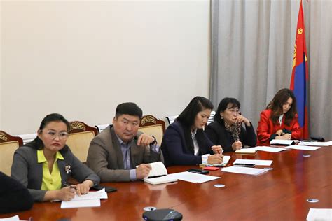 Авлигатай тэмцэх газрын зөвлөмжийг танилцууллаа