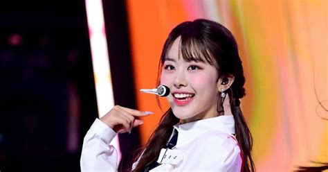 [포토] 비웨이브 제나 상큼 미소에 시선강탈