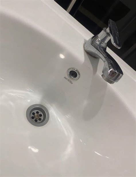 Singki Tandas Furniture And Home Living Bathroom And Kitchen Fixtures On Carousell