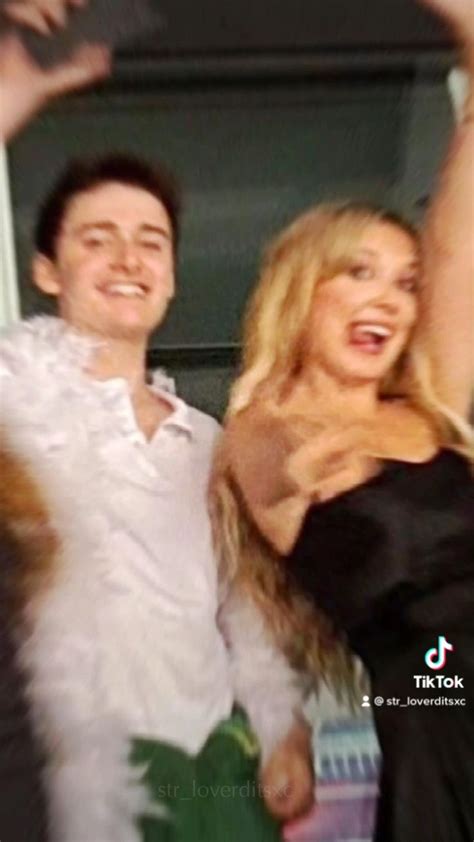 Millie And Noah ️ Stranger Things Girl Stranger Things Actors