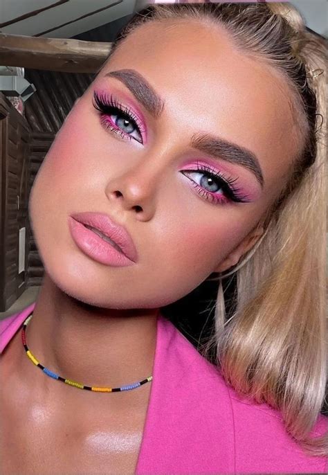 Pin By Richard On Pink Fashion Pink Makeup Eye Makeup Styles
